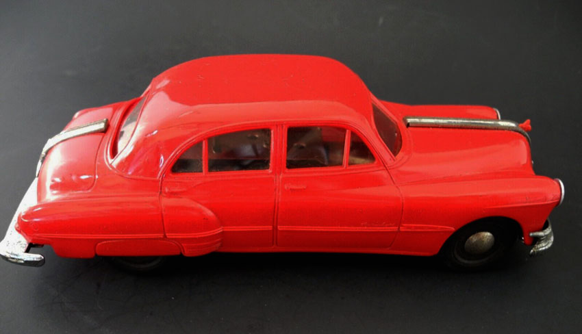 AHI (Azrak Hamway International) 1952 Pontiac Chieftain - Antique Toys ...