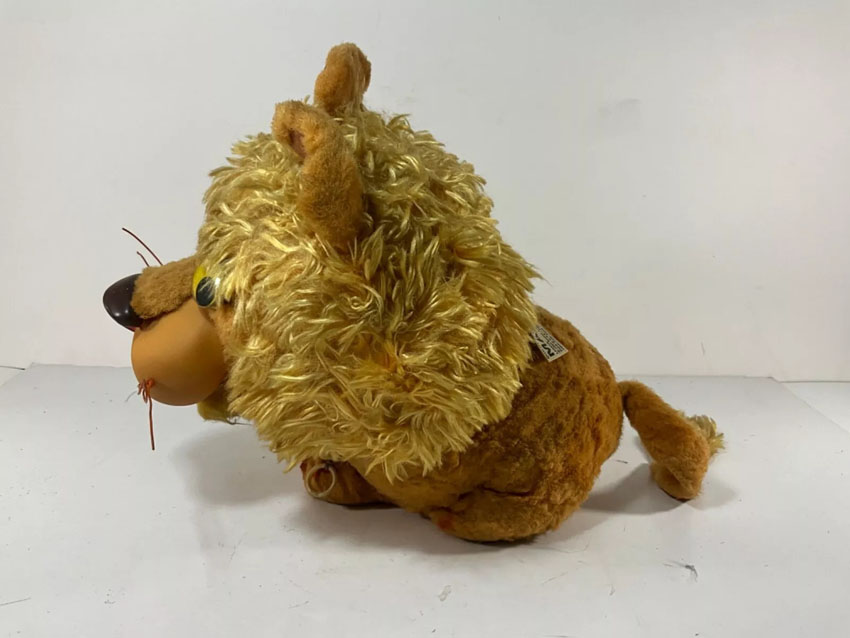 Mattel Larry The Talking Lion 1962 - Antique Toys Library